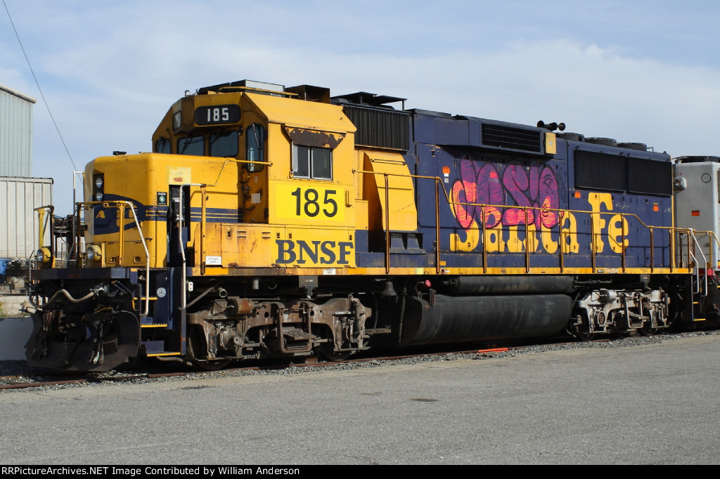 BNSF 185